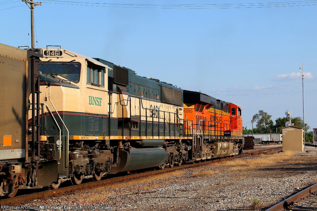 BNSF 9461 is 2nd out.